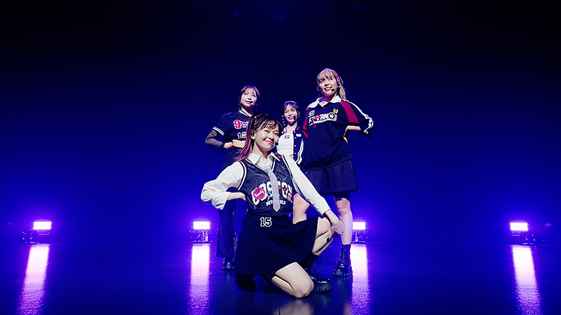 onefive】4月17日(水)発売のメジャー1stアルバム「Classy Crush」より女の子のポップな恋心を歌った「Mr.Gorgeous」が先行配信！初披露したワンマンライブの映像も ...